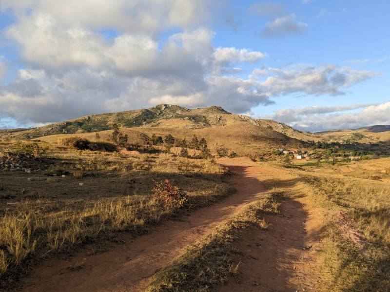 Chatgpt prompt & Character creator profile - Gaspard pierre Dillard